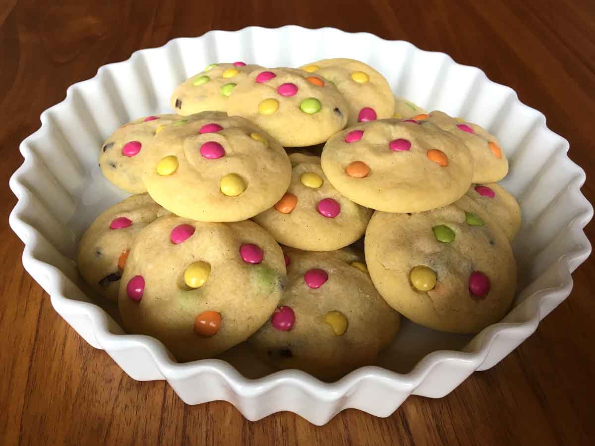 Cookies with mini Smarties - Cristinsblog.com Travel Double Twins Scuba ...